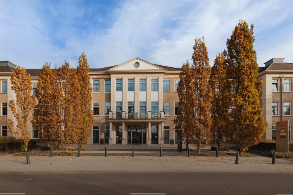 Hoofdkantoor AS Watson opgeleverd | Lomans